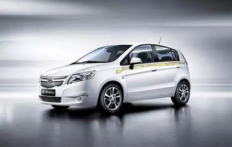 GM Concern together with the Chinese built an electric car 100691_2