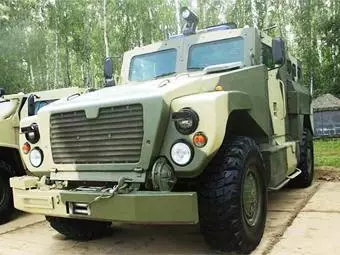 The Russian army will have two new armored cars 100715_1