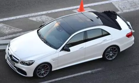 New Mercedes-Benz E-Class photographed without camouflage 100877_2