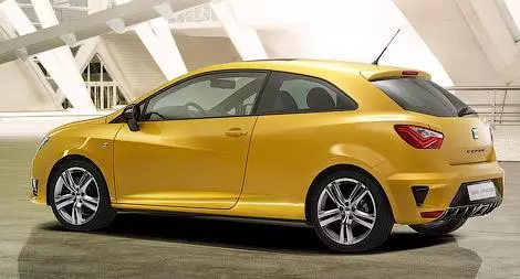 The most powerful hatchback Seat Ibiza has been updated 101054_4