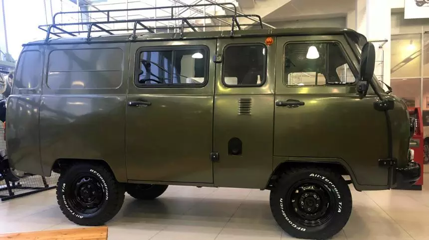 Uaz עשה את רוב הכביש 