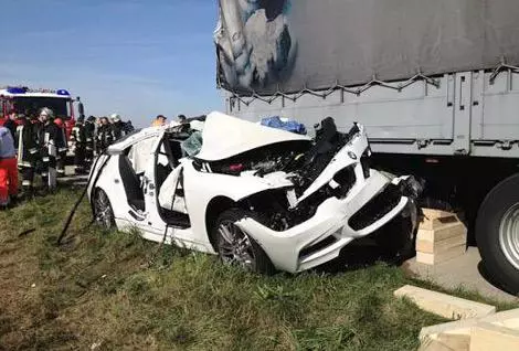 BMW test driver died during 3-Series hybrid tests 101792_2