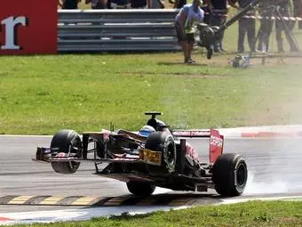 The team of Toro Rosso found out the reason for the take-off of the bar 101918_1