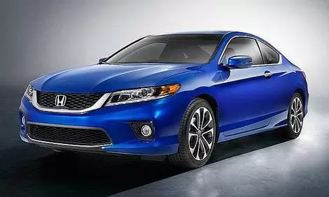 Honda declassified the appearance of the new sedan and the Accord coupe 102107_3