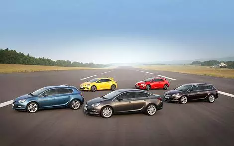 Opel updated the Astra family 103252_7