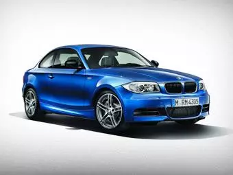 Coupe and Convertible BMW 1-Series received a sports version 103663_1