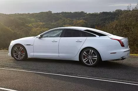 Jaguar made sedan XJ sports 103833_2