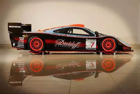 Bidding in the United States will be deposited by a rare racing McLaren F1 104174_3