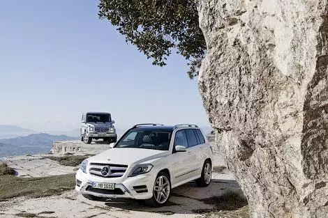 Mercedes-Benz hid the updated G-Class in Glk Photos 104543_2