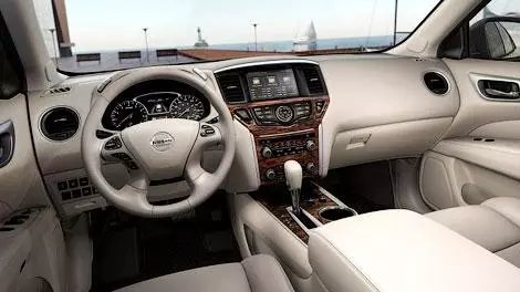 New Nissan Pathfinder has become more expensive and luxurious 104784_3