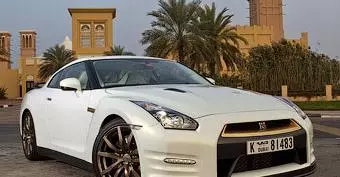 "Nissan" decorated GT-R for the Middle East by 24-carat Gold