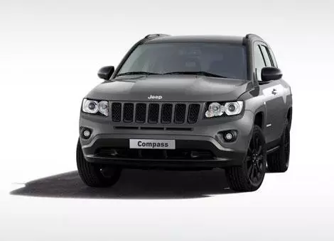 Jeep has shown promising special sections of two models 105166_4