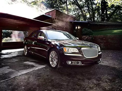 Chrysler 300C received an 8-step 