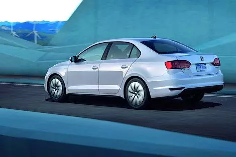 Sedan Volkswagen Jetta became a hybrid 106155_3