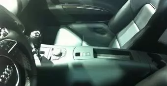 An image of the Audi R8 E-Tron interior appeared on the network