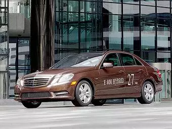 Mercedes-Benz will bring two hybrid E-CLASS to Detroit 106581_1