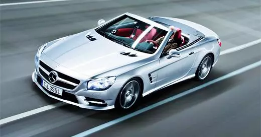 Official photos of the new Mercedes-Benz SL appeared