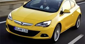 Three-door Opel Astra received panoramic windshield