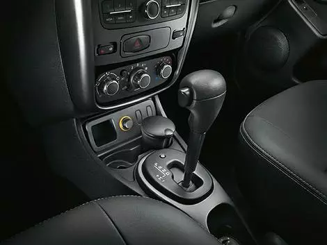 Renault has changed the interior of Duster for Russia 108485_8