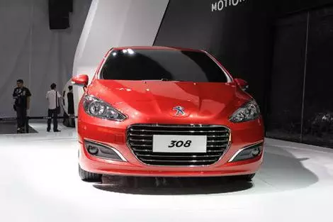 Peugeot has developed for China new sedan and crossover 109425_2