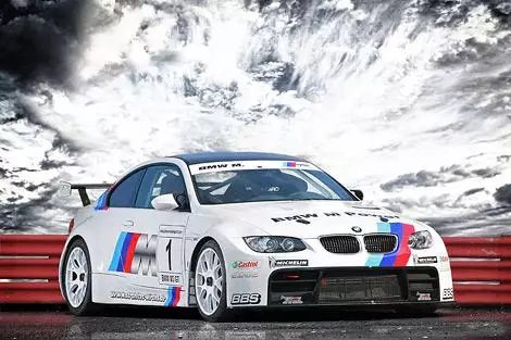 Tuners made BMW M3 similar to the racing car for 