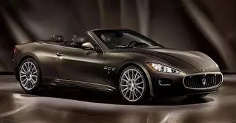 Maserati made a convertible for fashion