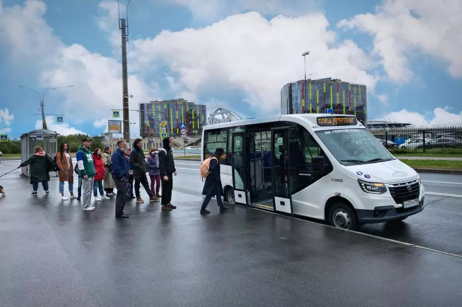 Gazelle City: Co zaskoczy nową generację minibusów marki gazowej? 11049_2