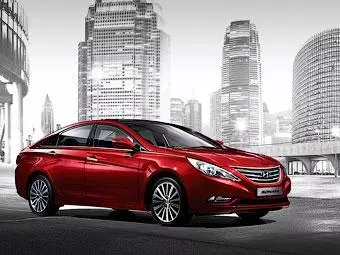 Hyundai has updated Sonata sedan 111058_1