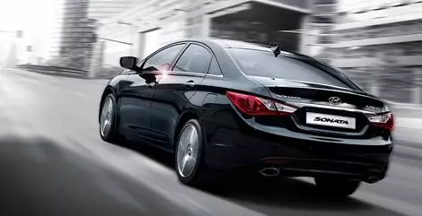 Hyundai has updated Sonata sedan 111058_2