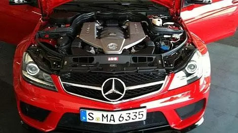 Photos of the most powerful coupe of Mercedes-Benz C-Class appeared 111493_4