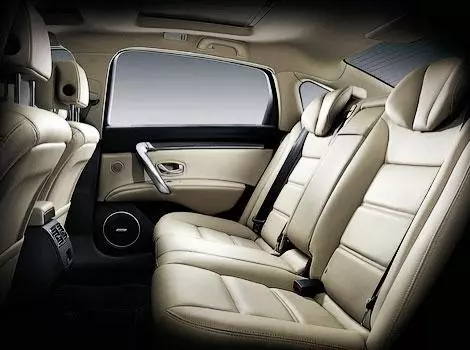 The interior of the new Sedana Nissan Teana has shown on 