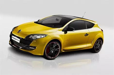 Renault made Megane RS hatchback more powerful 112444_4