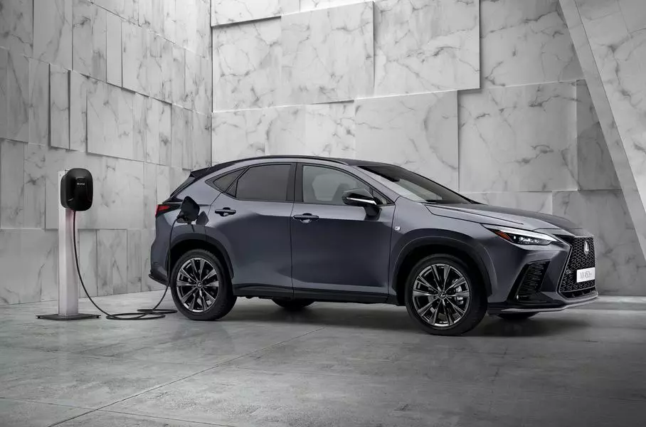 New Lexus NX турбо қозғалтқышы 24 сатып алды және интерьер дизайнымен ерекшеленді 1126_5