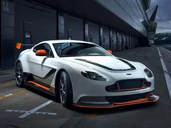 Aston Martin ən ekstremal kupe vantage təqdim etdi 11571_1