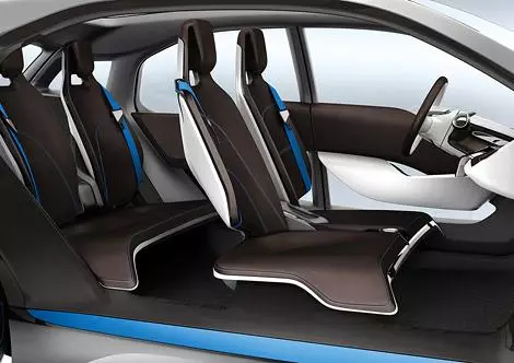 BMW a introduit une petite voiture électrique 11747_5