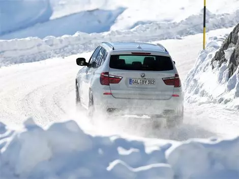 Alpina yahaye ibikoresho bye byambere 350-bikomeye mazutu 13019_2