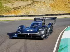 Racing Volkswagen ensimmäistä kertaa 30 vuoden aikana ajoi vuorella Pikes Peak 13174_2