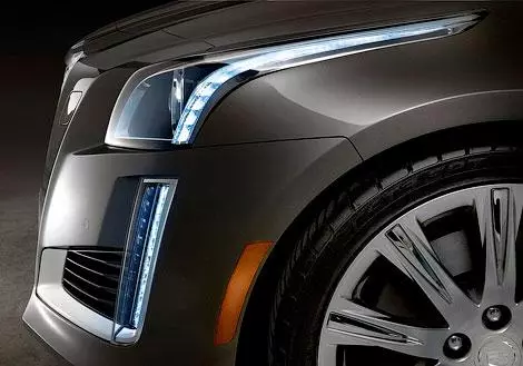 شبکه اولین عکس های جدید Cadillac CTS ظاهر شد 13363_4