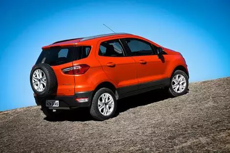 Ford dixo aos detalles sobre o novo crossover global 13608_5