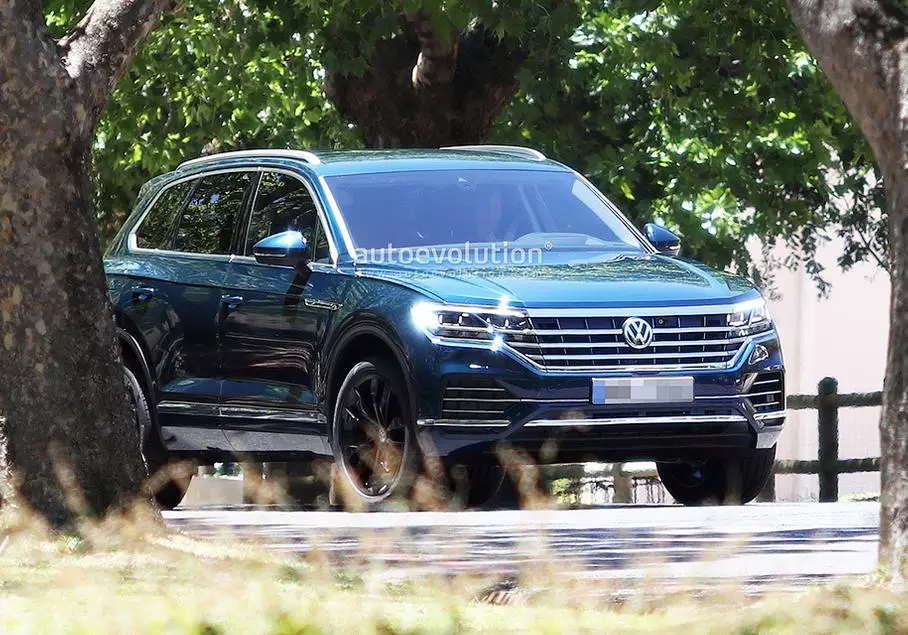 Nova Volkswagen Touareg: Unuaj fotoj 15237_1