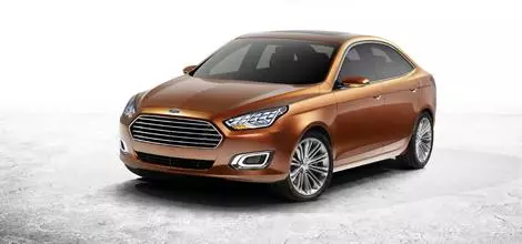 Ford ożywił nazwę eskorty z nowym samochodem koncepcyjnym 15378_3