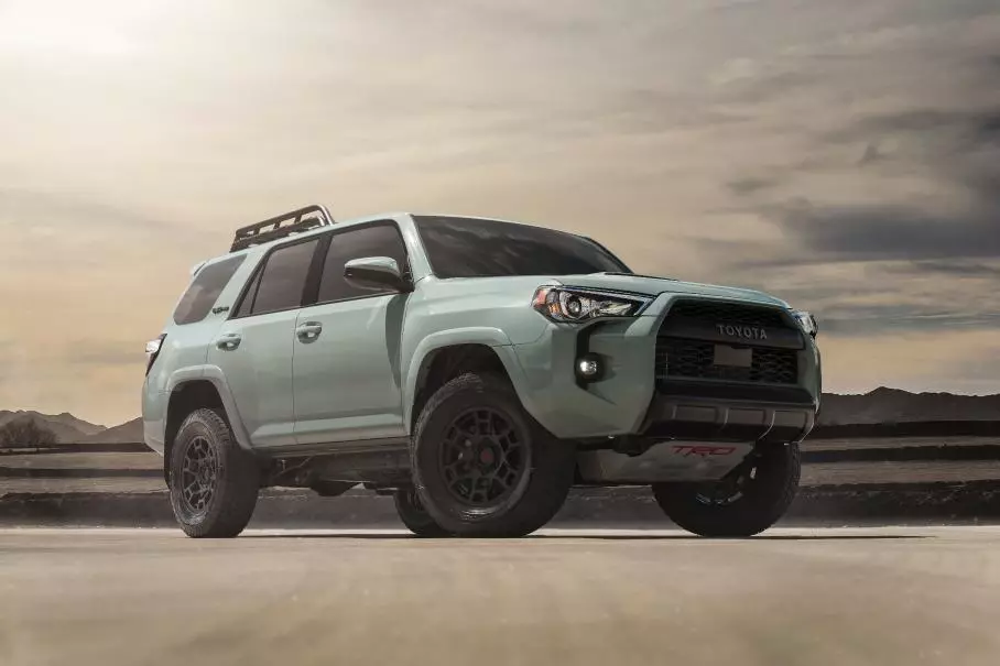 Toyota bakal nglukis 4Runner, Sequoia, Tacoma lan Tundra ing warna moonstone 15727_1