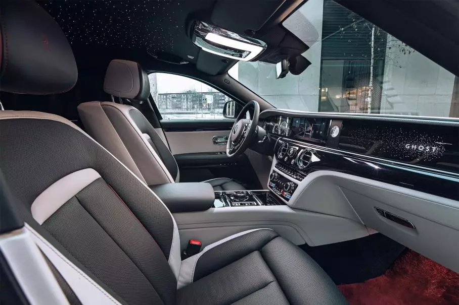 Rolls-Royce Ghost: узлёт першай прыступкі 1585_16