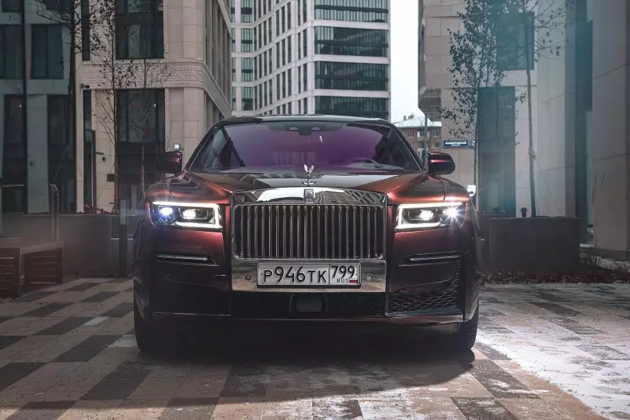 Rolls-Royce Ghost: Биринчи этапты алып салуу 1585_2