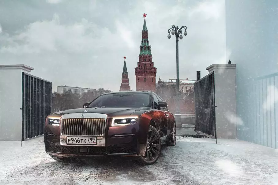 Rolls-Royce Ghost: alisin ang unang yugto 1585_7