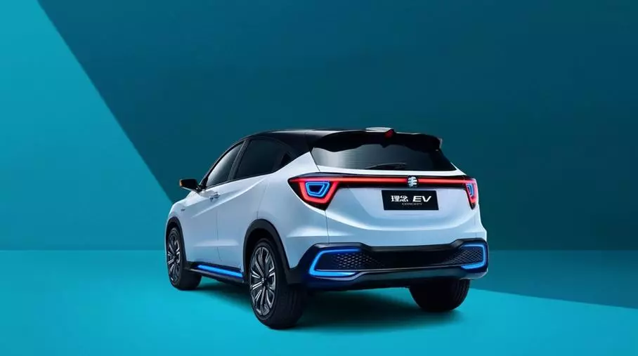 HONDA HR-V a devenit o mașină de concepție electrică 16077_3