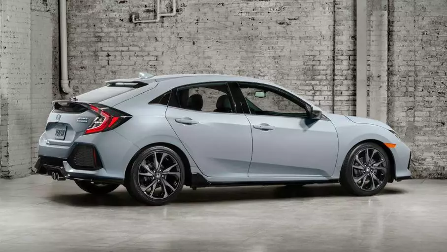 ฮอนด้าแสดงให้เห็นถึงการปรากฏตัวของ Civic Hatchback ของรุ่นใหม่ 16197_3