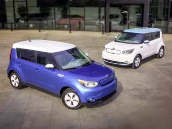 Kia Soul Crossover se ha vuelto eléctrico 17531_1