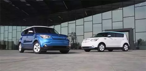 Kia Soul Crossover se ha vuelto eléctrico 17531_3