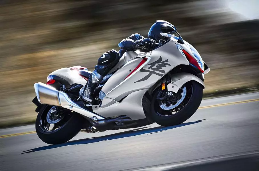 Suzuki Hayabusa. Ինչ է հիպերբայակը: 1780_21